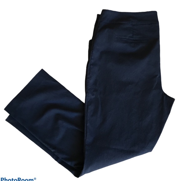 Reitmans | Pants & Jumpsuits | Reitmans Fine Pinstripe Black Career ...